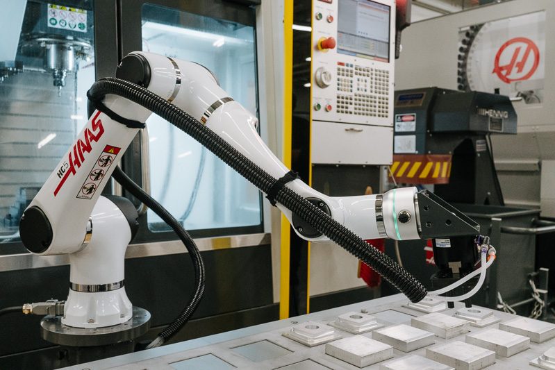 Haas Robots & Cobots: Enhancing Productivity - Haas Automation UK